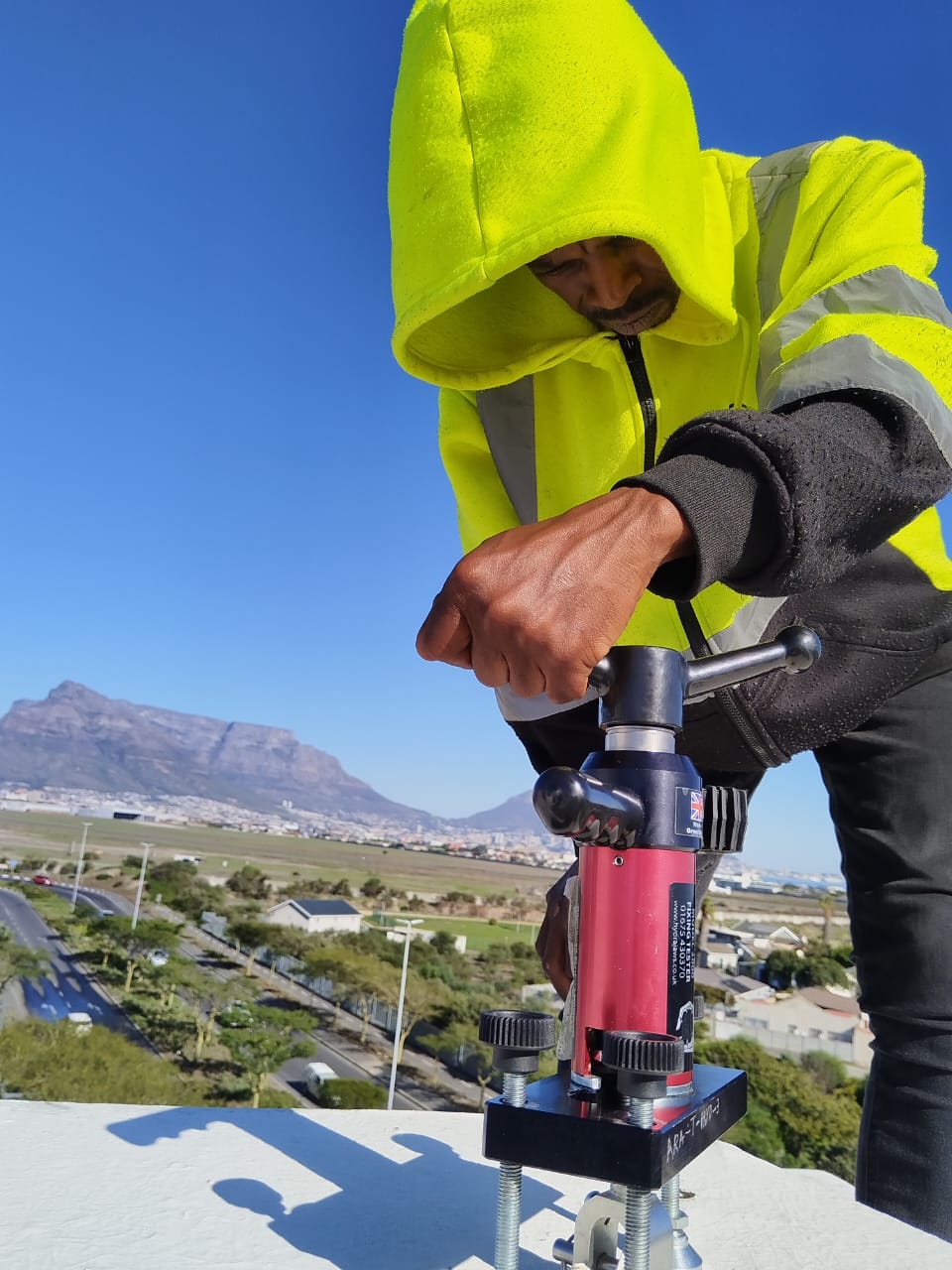 Anchor Point Testing and Remedial Work: ABSA Bridge City - 360 Rope Access